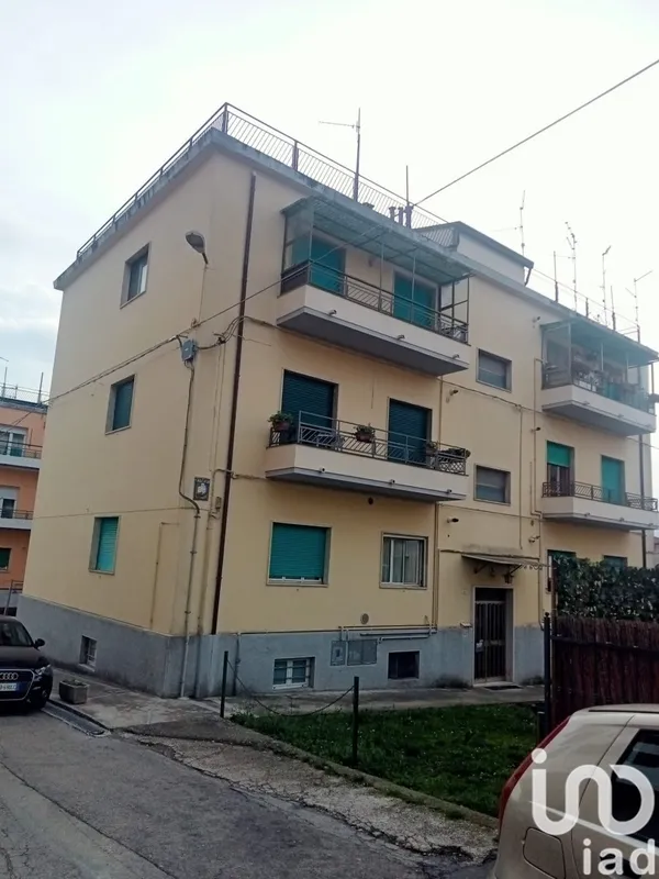 0 appartamenti con garage in vendita a Castiglione Messer Raimondo - iad