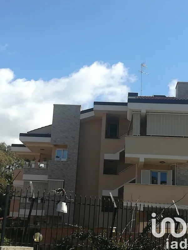 Properties in Ladispoli: 1 property advertisement - iad