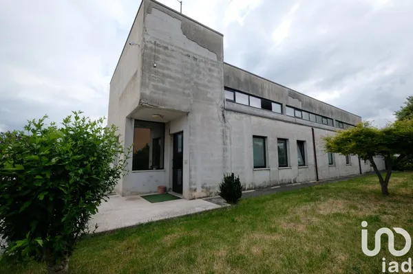 6 commercial premises for sale in Serra de' Conti (60030) - iad