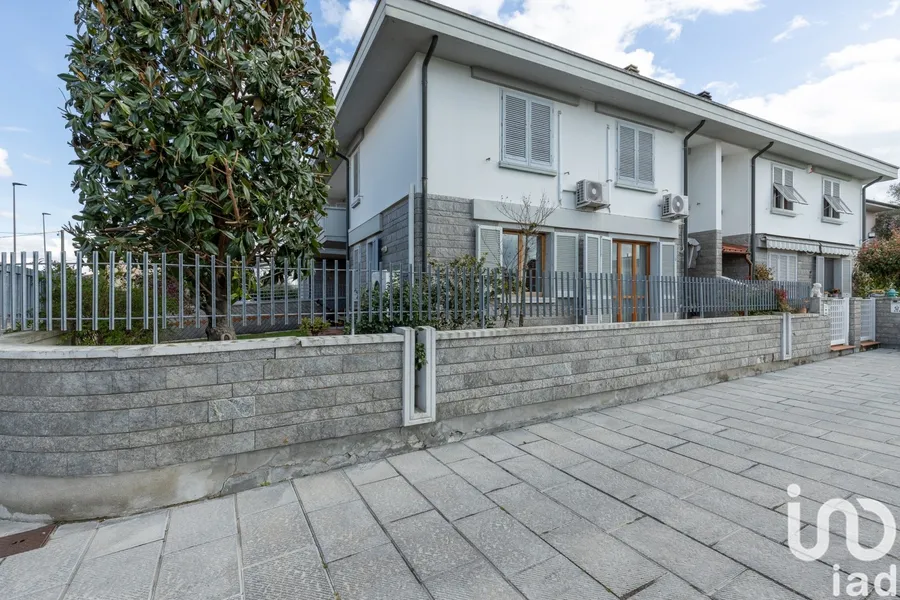 Immobiliare a Santa Croce sull'Arno : 1 annuncio immobiliare - iad